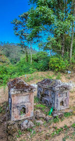 A simple cemetery near a tea factory in Munnar | yamey